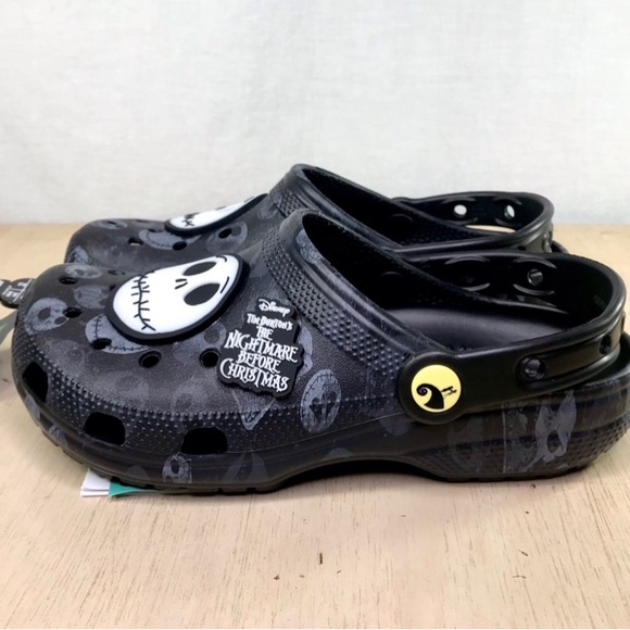 CROCS | Shoes | Crocs The Nightmare Before Christmas M4 W6 Glow Dark Black Clog Jack Skellington ...